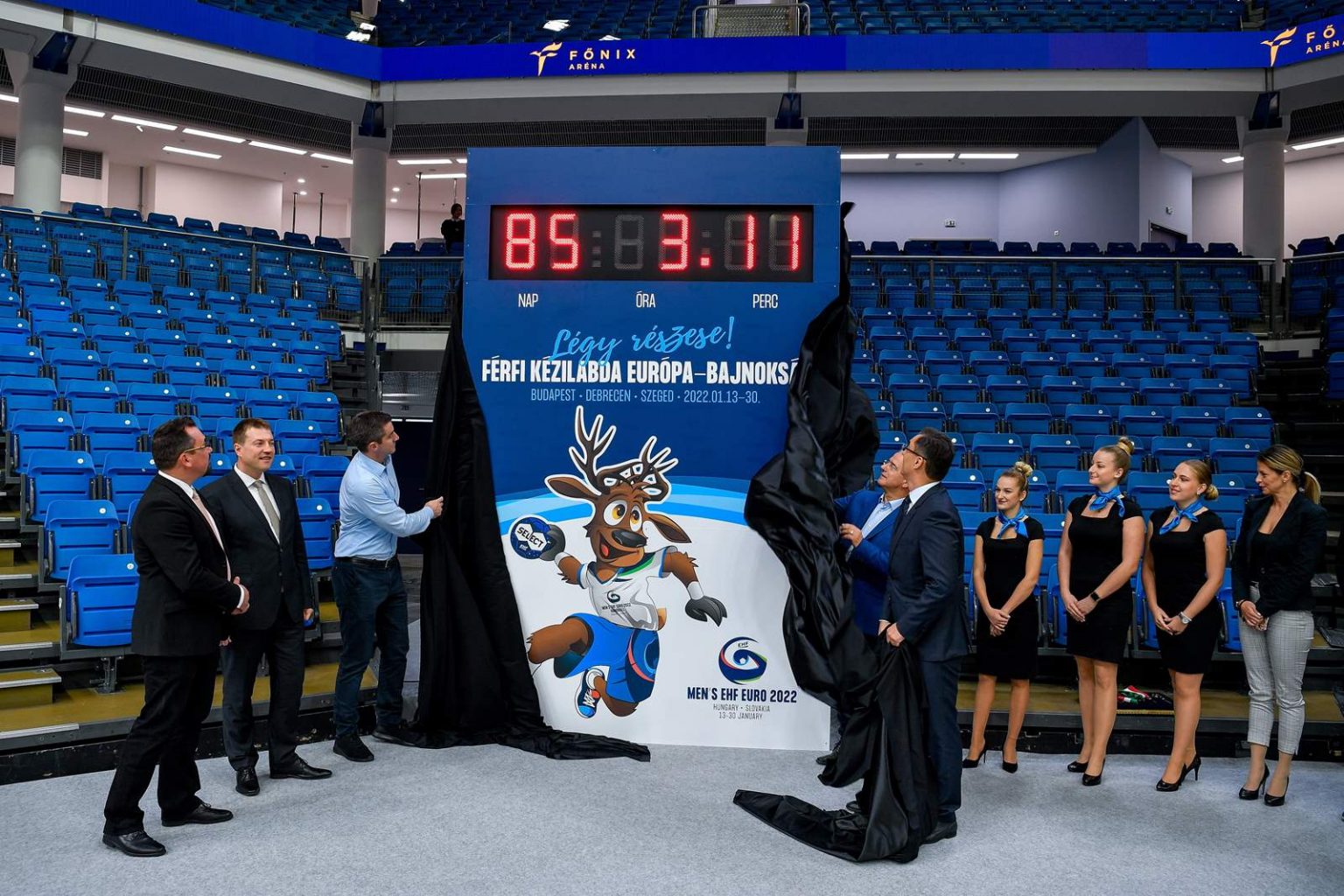 Új nevet is kapott a megújult debreceni Főnix Csarnok - képek - Helló ...