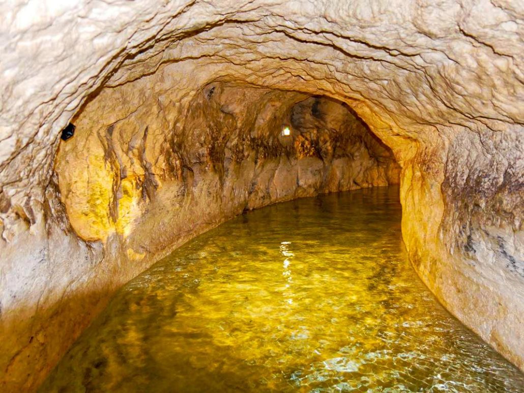 A földfelszín alatti és feletti tavak városában jártunk, Tapolcán ...